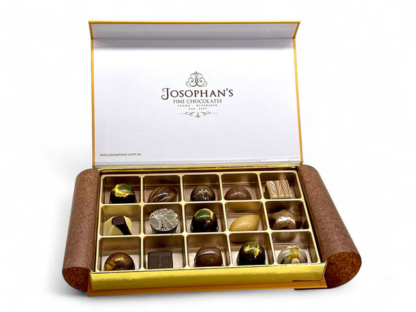 Deluxe Gift Box - 15 Fine Chocolates - Josophan's Fine Chocolates